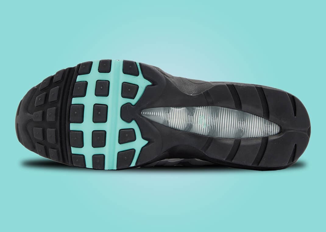 Hyper Turquoise Highlights This Grey Shaded Nike Air Max 95