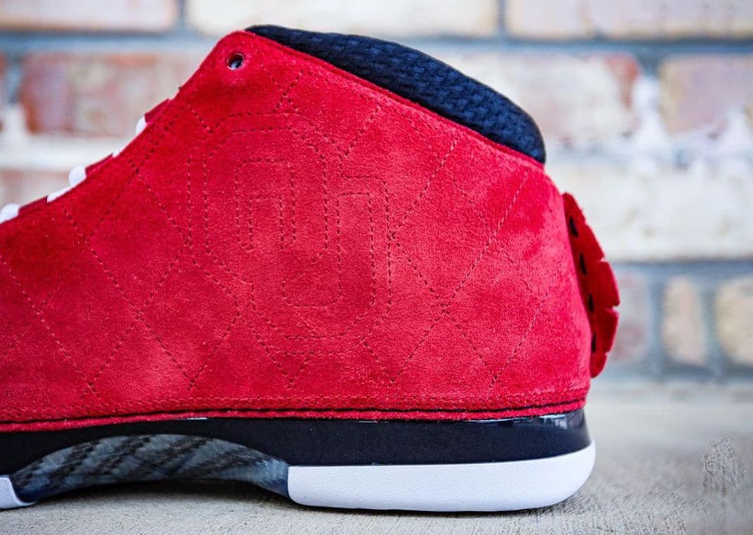 The Oklahoma Sooners Receive An Air Jordan 23 Retro PE