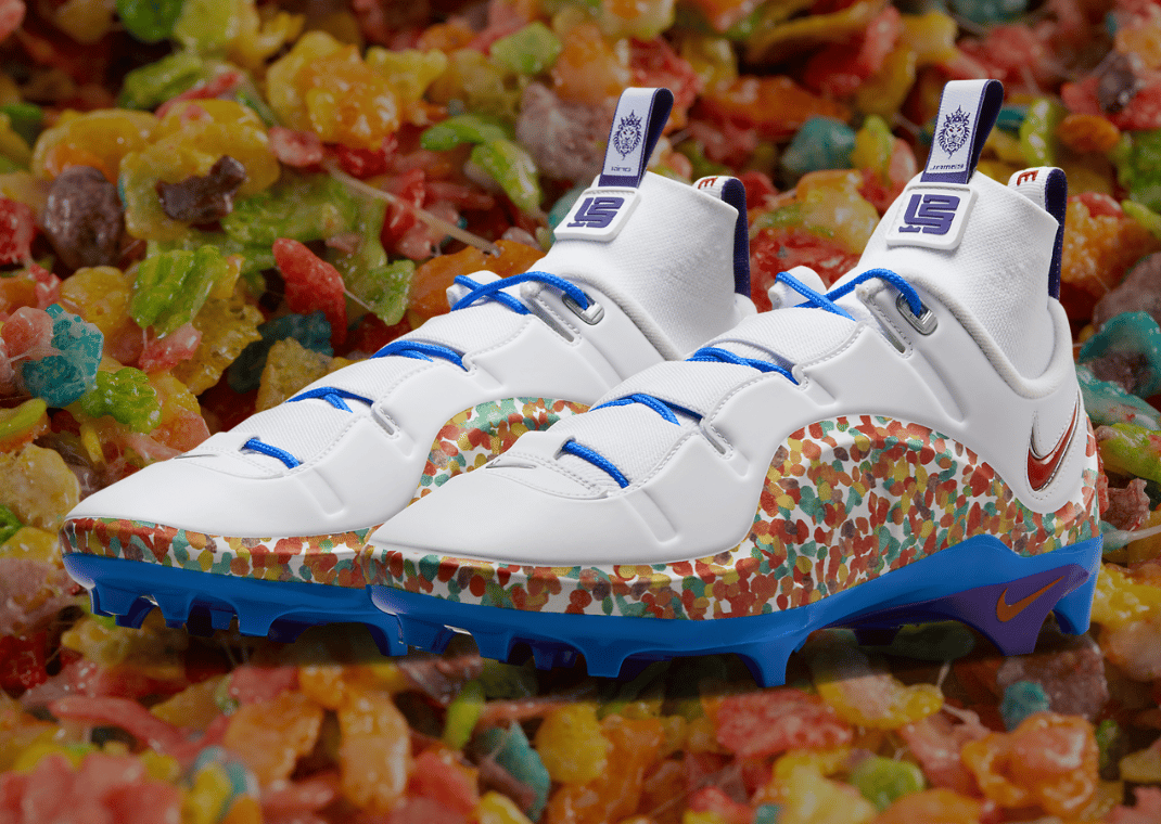 Saquon Barkley’s Viral Reverse Hurdle in LeBron 4 Cleats Graces The ...