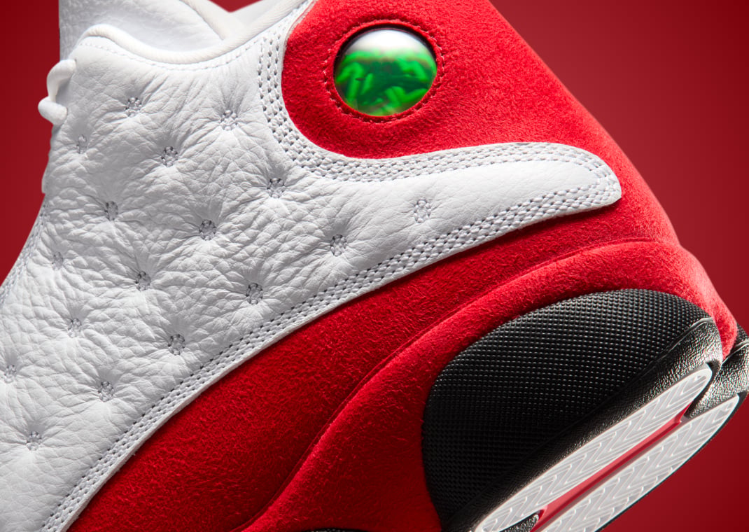 Official Look at the Air Jordan 13 Retro Chicago