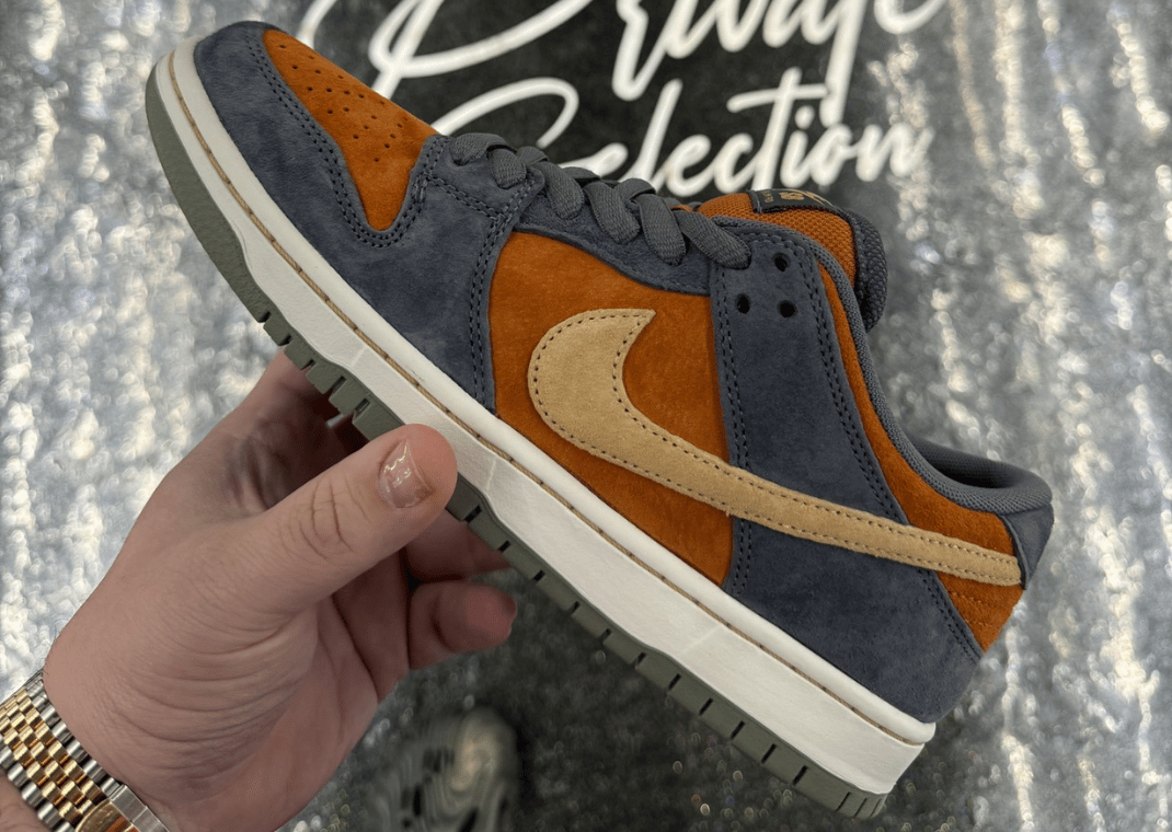 The Nike SB Dunk Low Light Carbon Sesame Releases Holiday 2024