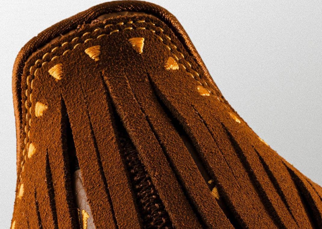 Kyrie Irving's Native American-Inspired Anta KAI 1 Chief Hélà Releases ...