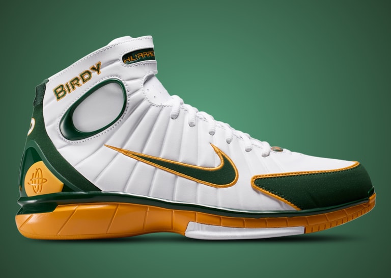 Sue Bird’s Nike Zoom Huarache 2K4 PE is Finally Dropping After 22 Years