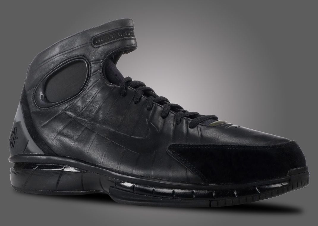 The Nike Zoom Huarache 2K4 OT Black Returns April 2026