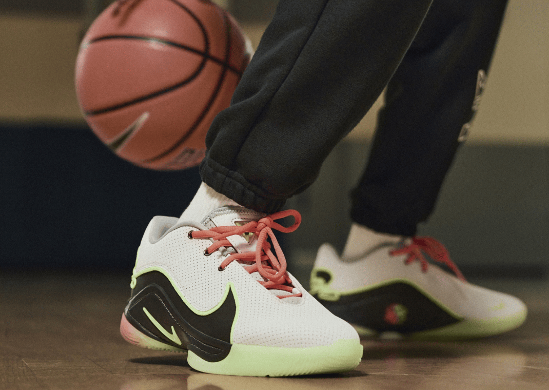 Nike Official Unveils Lebron James' Nike LeBron 22