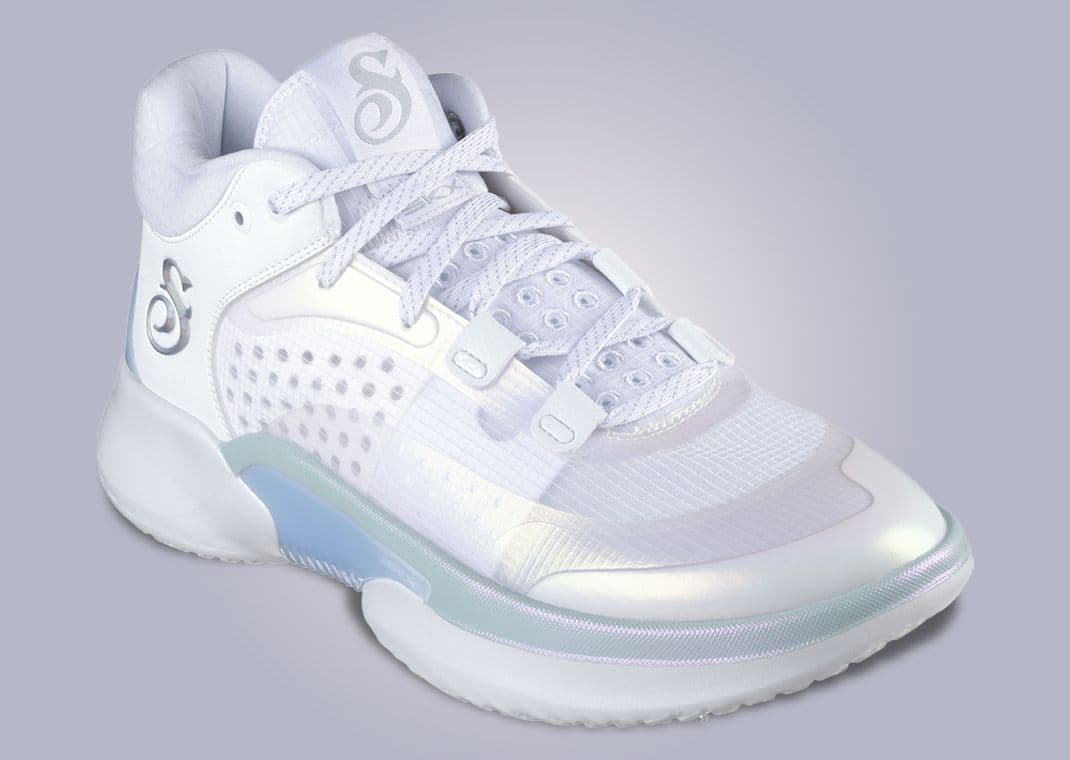 The Snoop Dogg x Skechers SKX Resagrip Boss Treatment Pack is Available Now
