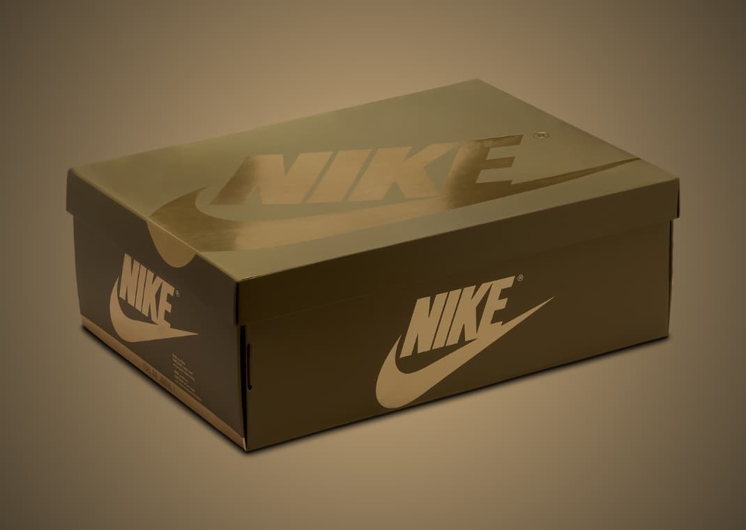 The Air Jordan 1 High Black Metallic Gold Releases August 2024