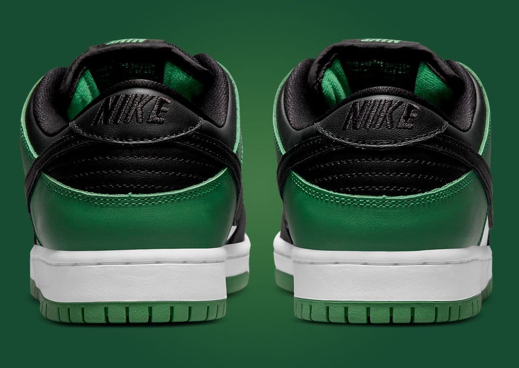 The Nike SB Dunk Low Classic Green Restocks in Europe in April 2024