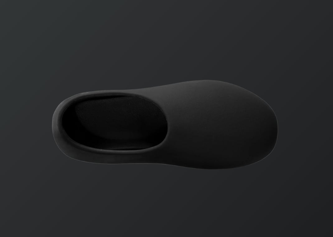 Kanye West’s New Yeezy SLPR Slipper is Available For Pre-Order