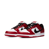 Nike SB Dunk Low Chicago - BQ6817-600 Release Info Nike SB Dunk Low Chicago - BQ6817-600 Release Info