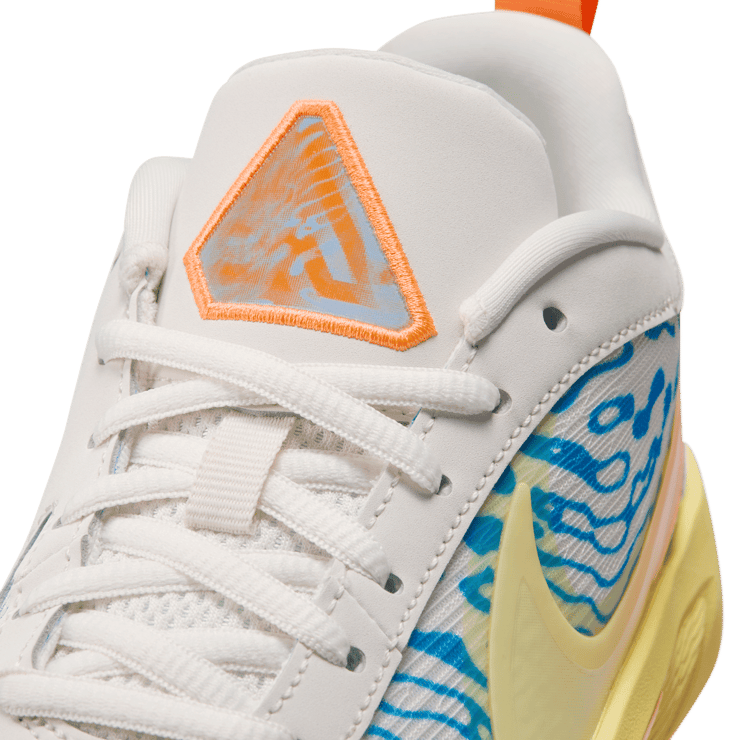 Nike Giannis Freak 6 Lenticular (GS) - HF1178-001 Raffles Nike Giannis Freak 6 Lenticular (GS) - HF1178-001 Raffles